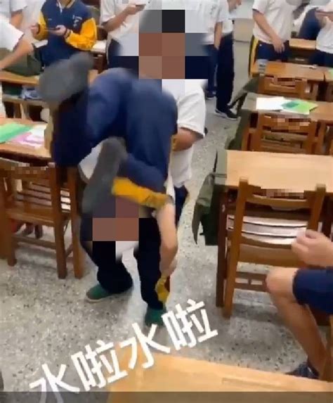 新聞 高雄驚傳校園霸凌！高職生遭同學掐脖、 Gossiping板 Disp Bbs