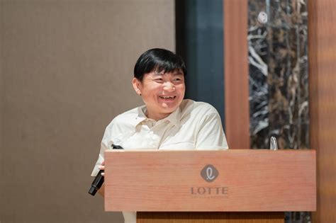 ឯកឧត្តម ហេង សួរ ជួប សំណេះសំណាល និង ពិសា អាហារ សាមគ្គី ជាមួយ សហគមន៍ ខ្មែរ នៅ សាធារណរដ្ឋ កូរ៉េ