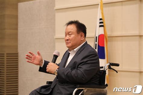 이상민 비명계가 이재명 구속돼라 악담할 리가그런데 외상값 청구 뉴스1
