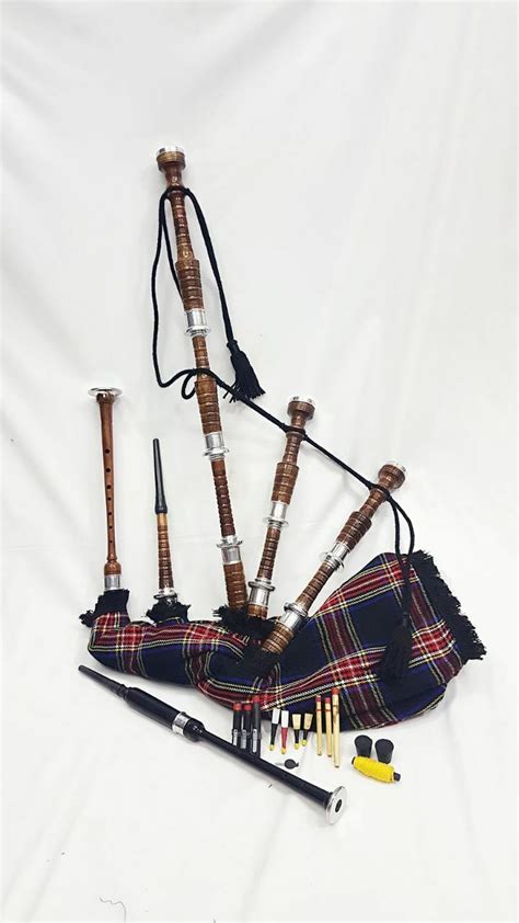 Scottish Great Highland Rosewood Bagpipe Black Stewart Tartan