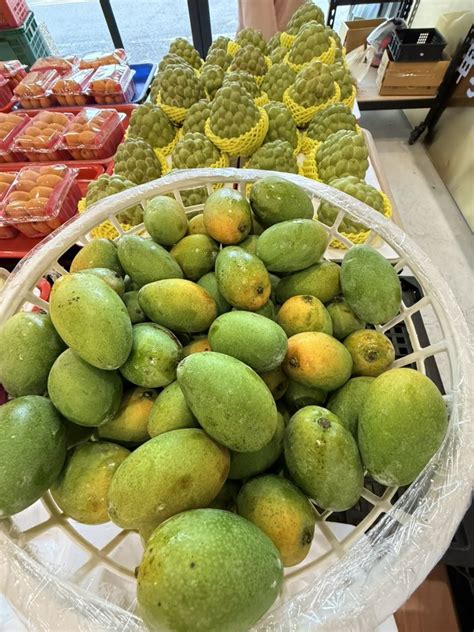 珅季水果行 珅季水果行 Added A New Photo