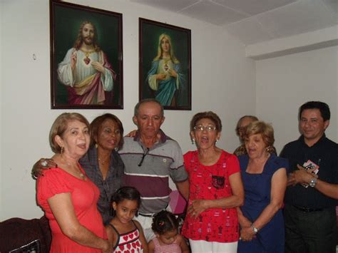 Paróquia Nossa Senhora das Mercês ENTRONIZAÇÃO DO SAGRADO CORAÇÃO DE