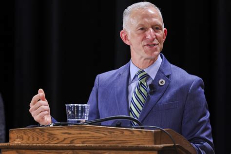 Duluth Mayor Takes Heat For Role Of Campaign Manager Girlfriend