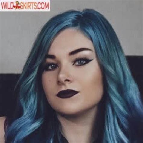 Lins Pics Linspics Die Mit Den Hunden Nude Onlyfans Instagram Leaked Photo 7