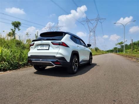 Yaris Cross Hybrid3 Rockomotif