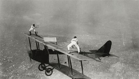 Gladys Roy The Wingwalker Who Played Tennis On A Flying Biplanes