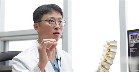 척추질환 경막외신경성형술pen 비수술로 치료 가능해