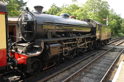 Solve Lner Thompson Class B1 61264 Posing As 61002 Impala Jigsaw
