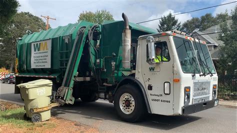 Waste Management Mack Le Amrep Octo Garbage Truck Youtube