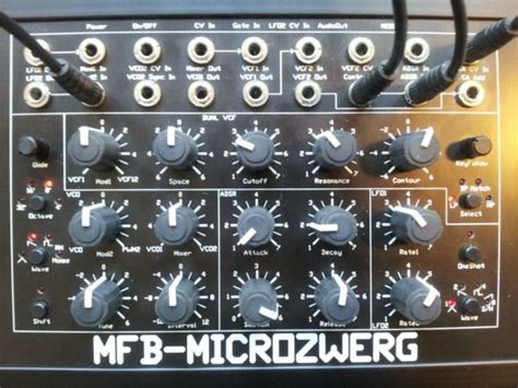 MATRIXSYNTH MFB Microzwerg II Semi Modular Oscillator Analogue Mono Synthesizer
