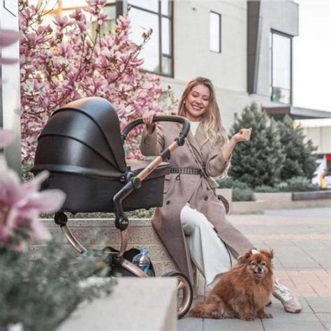 Mima Xari® Ekskluzywny WÓzek 2w1 Rama 4g Rose Gold WkŁadka Do