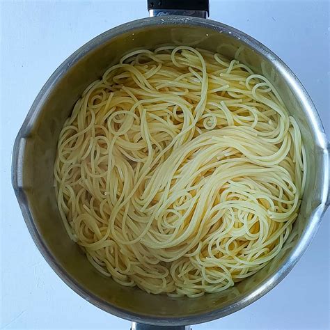 Easy Red Pesto Pasta With Chili Pesto Go Healthy Ever After