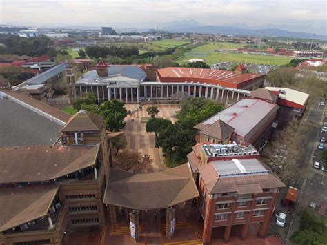 Uwc At A Glance Uwc