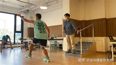 【锐博康复案例】运动损伤警惕运动模式异常 知乎