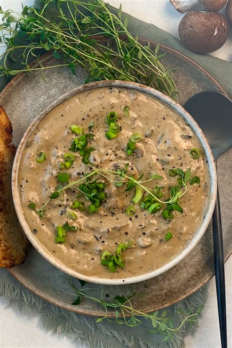 Creamy Vegan Mushroom Soup