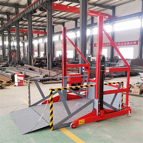 固定登车桥 月台登车桥 固定移动式液压登车桥 登车桥厂家价格 集装箱搭桥 济南鑫聚重工机械有限公司