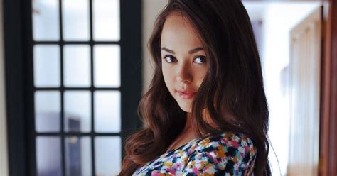 Foto Bugil Model Li Moon Lendir Galeri