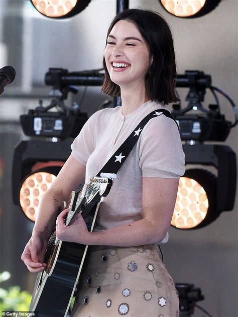 La Amiga De Taylor Swift Gracie Abrams Anuncia Su Etapa Australiana Para Su Gira The Secret Of