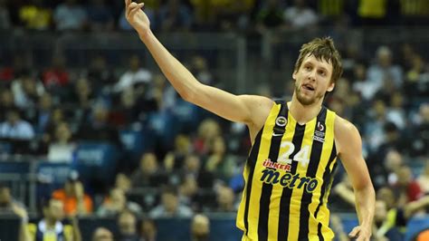 Veselého Fenerbahce Si V Nejkratší Možné Době Našlo Cestu Do Semifinále