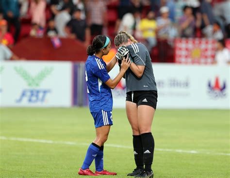 SAO Philippines bật khóc khi bị ĐT nữ Việt Nam loại khỏi SEA Games