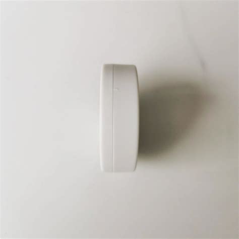 low cost small size waterproof ip68 5years nrf52 ble 5 ibeacon