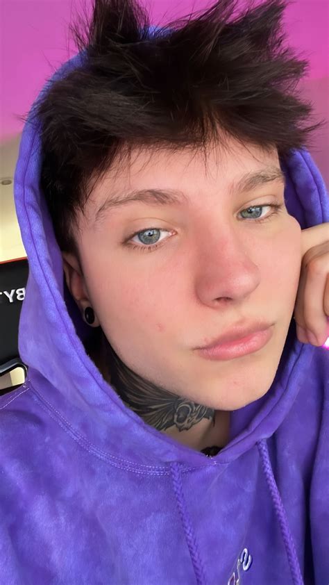 Crying Streamers Emo Cry Cry Twitch Favs Anime People Profile