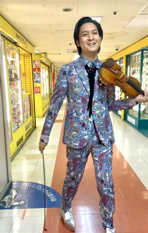 成田達輝 Tatsuki Narita On Twitter 中野ブロードウェイデビュー。42の衣装合わせ。
