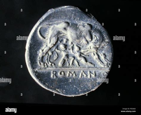 NUMISMATICA MONEDA REPUBLICA ROMANA DIDRACMA DE PLATA REVERSO LOBA