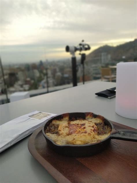 Luna Bar Para Una Tarde Memorable Viajando Lento