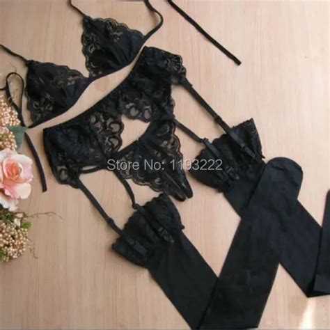 1 Set 4pcs Sexy Hollow Bra Floral Garter Belt Suspenders Thong