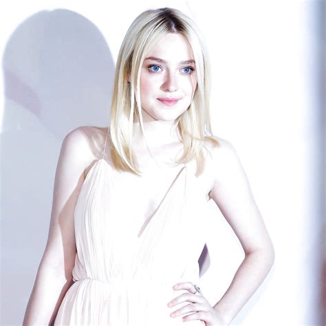 Dakota Fanning Some Pics For Wanking 6195