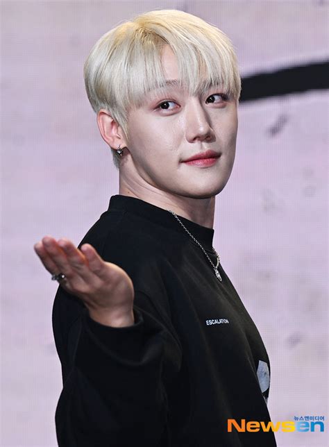 골든차일드 이장준 금빛 비주얼 포토엔hd 뉴스인코리아