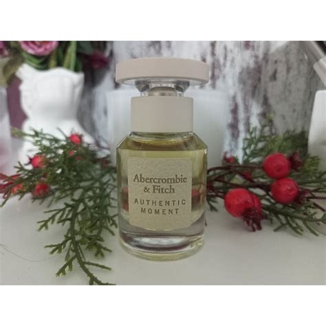 Abercrombie & Fitch Authentic Moment Woman - купить женские духи, цены ...