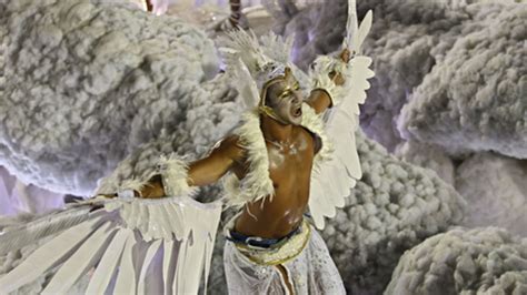 Nackter Geht Kaum Karneval In Brasilien Sexy Bilder