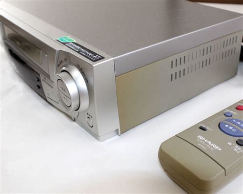 Yahooオークション K きれい Sharp Vhsビデオデッキ リモコン付き