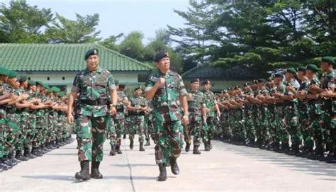 Danpusenkav Kunjungan Kerja Ke Batalyon Mandala Yudha Kostrad Trenz