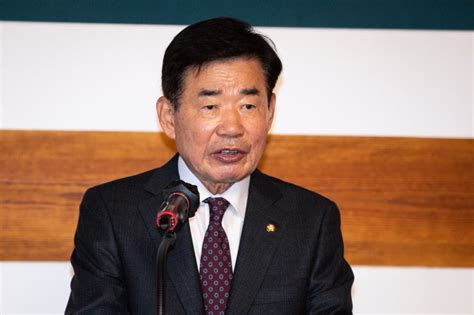 金의장 의원 수 확대 어려운 여건4년 중임제 尹대통령 결단 필요해 파이낸셜뉴스