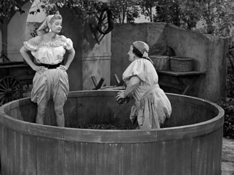 I Love Lucy Turns 65 Unforgettable Episodes From Tvs Iconic Comedy Abc News