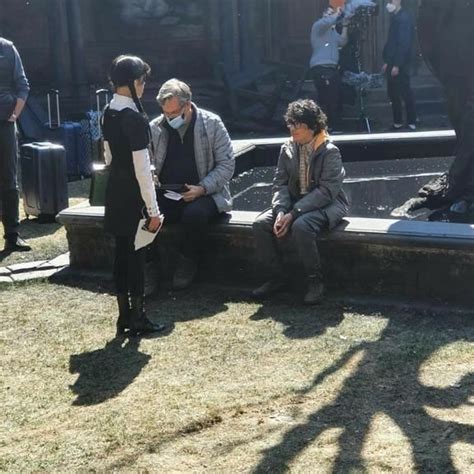 Pin Su ᴊᴇɴɴᴀ ᴏʀᴛᴇɢᴀ Mercoledì Addams Mercoledì
