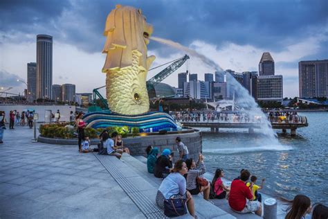 Viajero Casual Y Los Lugares Para Visitar En Singapur YaldahPublishing