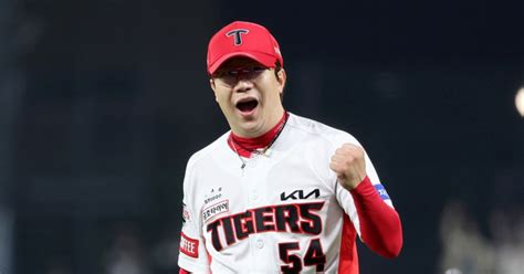 양현종 에이스의 위력 1694일 만에 ‘완투승