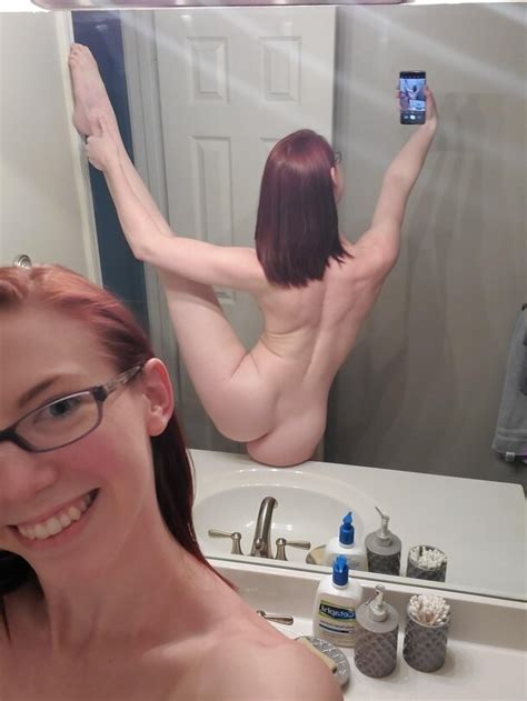 Beautiful Redhead Flex Selfie Artwolfusa