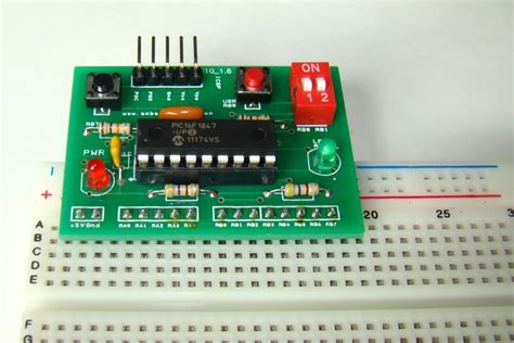 Breadboard Module For 18 Pin Pic16f Microcontrollers Pcb Version