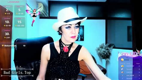 Busty And Booty Skinny Milf In Sexy Lingerie