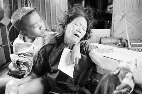 El Fotógrafo Que Fue De Vacaciones A La Guerra De Vietnam Sus Imágenes Más Terribles Y Su