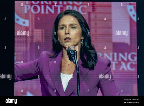 Der Ehemalige Us Repräsentant Tulsi Gabbard Spricht Am 23 Oktober 2024