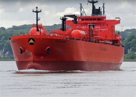 У російському порту стався витік аміаку з танкера