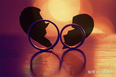 母亲将房子赠与儿子，儿子离婚将房子给了前妻，母亲的居住权将何去何从？丨经典案例 知乎