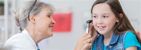 Four Ways To Tell Swimmers Ear From An Ear Infection Allina Health