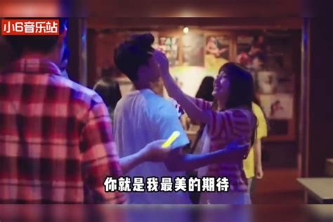 这应该是歌手最大的败笔！好不容易把歌曲唱火了，却惨遭禁唱！